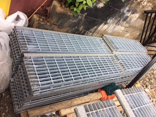 Galvanized Grating Fabrication - Steel Masters NYC