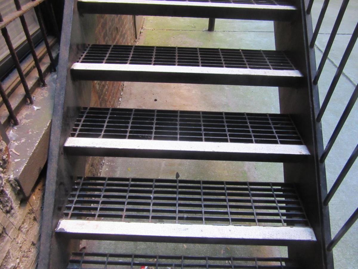 Galvanized Grating Fabrication - Steel Masters NYC