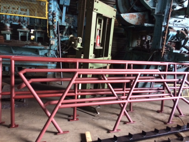 Fabricator NY - Pipe Tubular Steel Hand Railing & Stair Railings