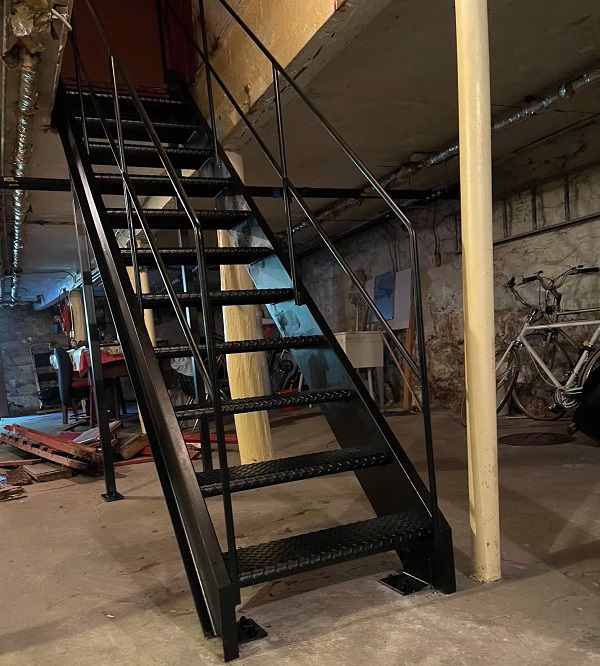 Steel Staircases, Metal & Iron Stairs | New York Steel Fabrication